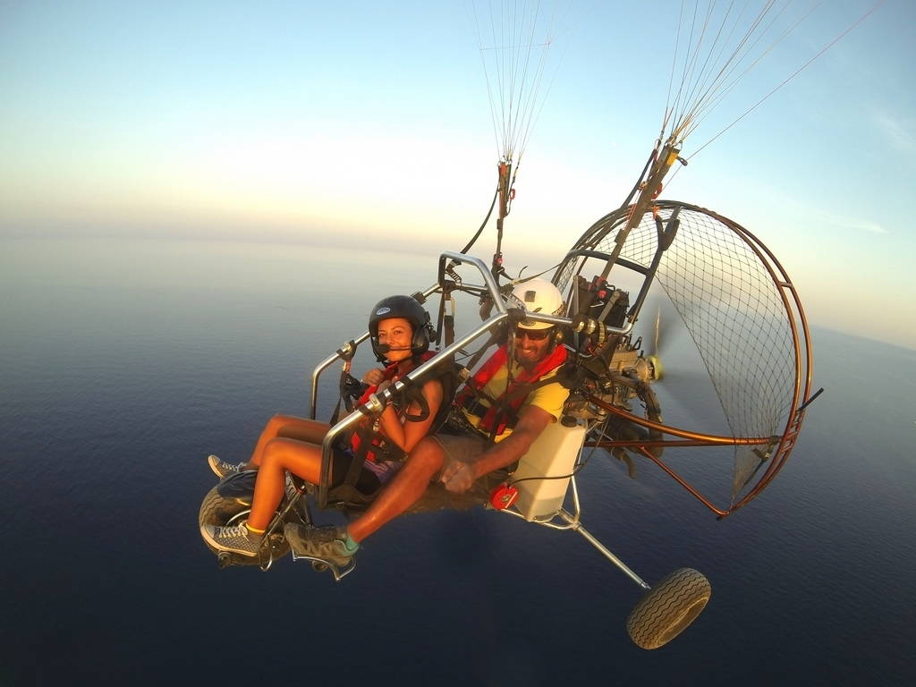 Paramotor Tandem Flights | Aeronomadas.com