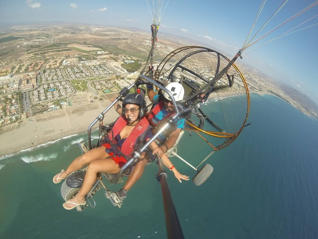 Paramotor Tandem Flights | Aeronomadas.com