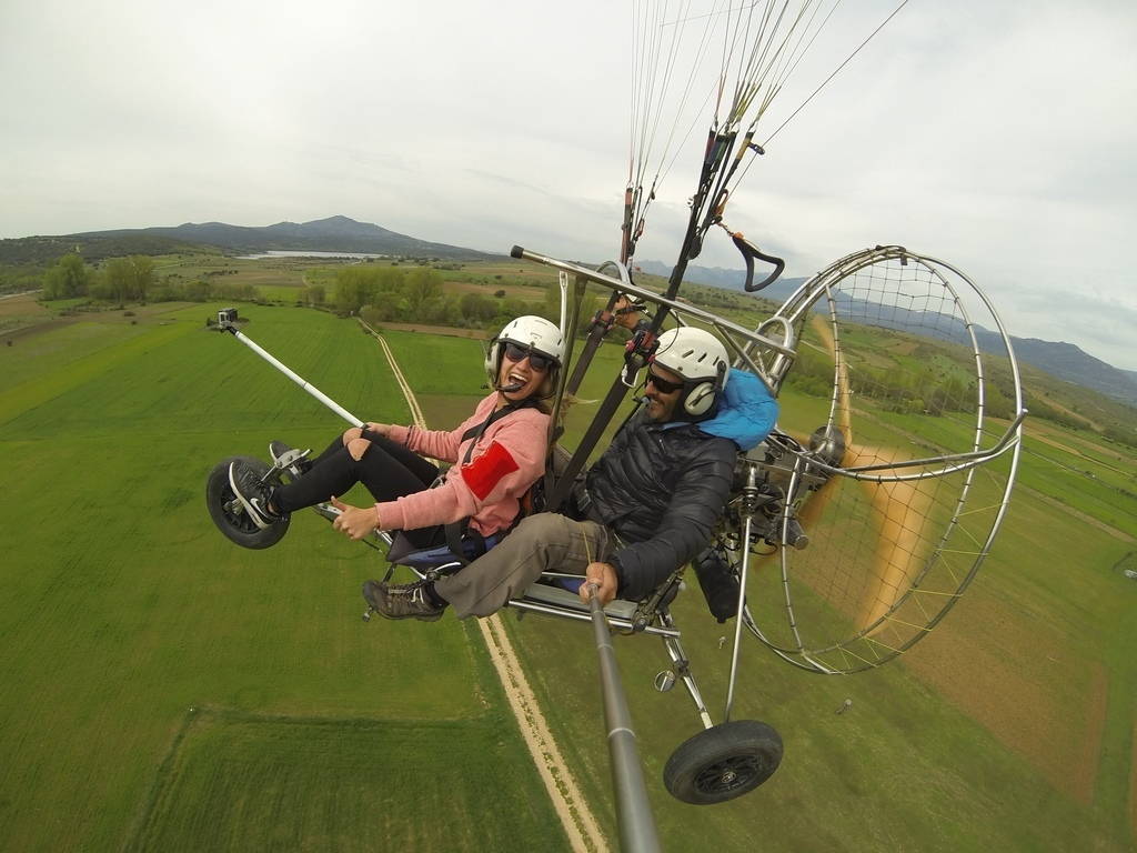 Paramotor Tandem Flights | Aeronomadas.com