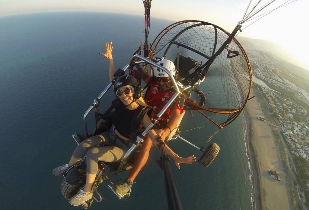 Paramotor Tandem Flights | Aeronomadas.com